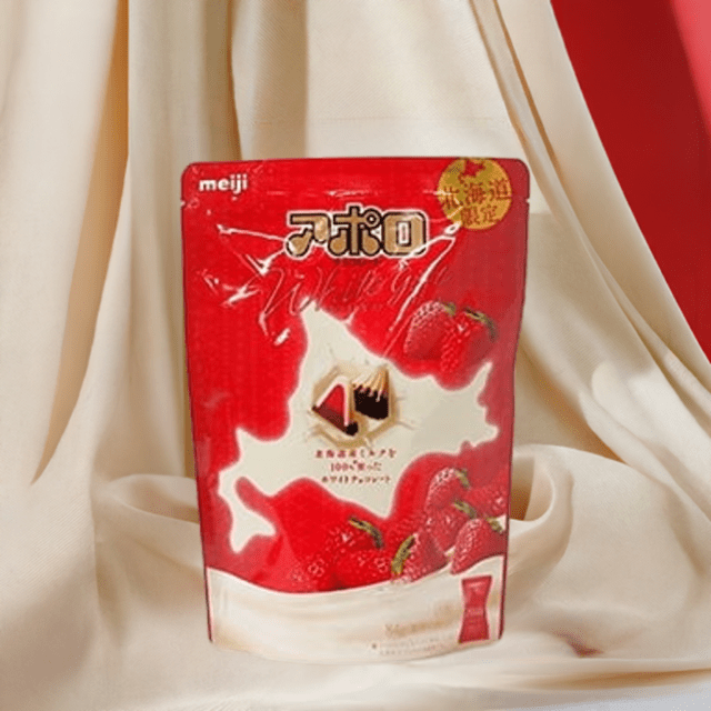 Hokkaido Exclusive Apollo Strawberry Chocolate - 100% Hokkaido Milk ...